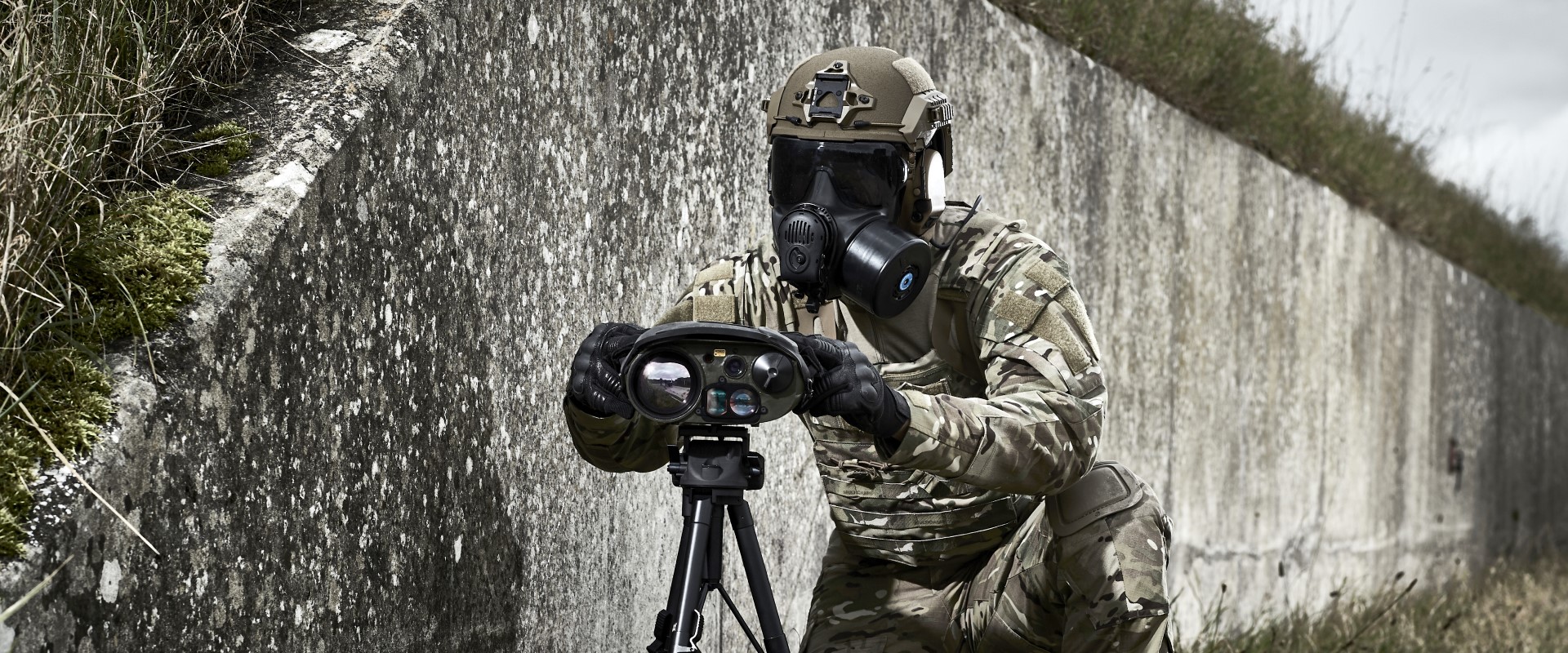 Μάσκες CBRN: AVON FM53 MASK